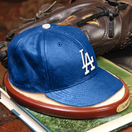 Los Angeles Dodgers MLB Replica Baseball Cap Figurine - OnlineSports.com