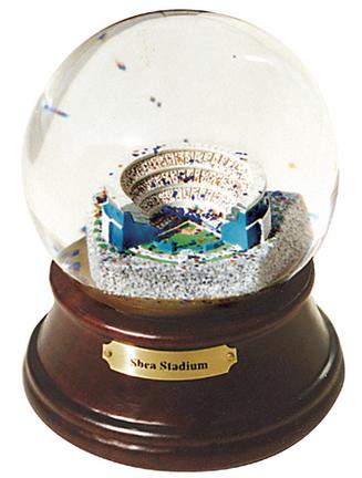 Sports Snow Globes - Snowglobe Waterglobe